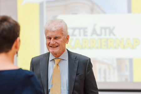 Szegedi Tudományegyetem | Rugalmasabb, interaktívabb és hatékonyabb tanulási élmény: érkezik a ...